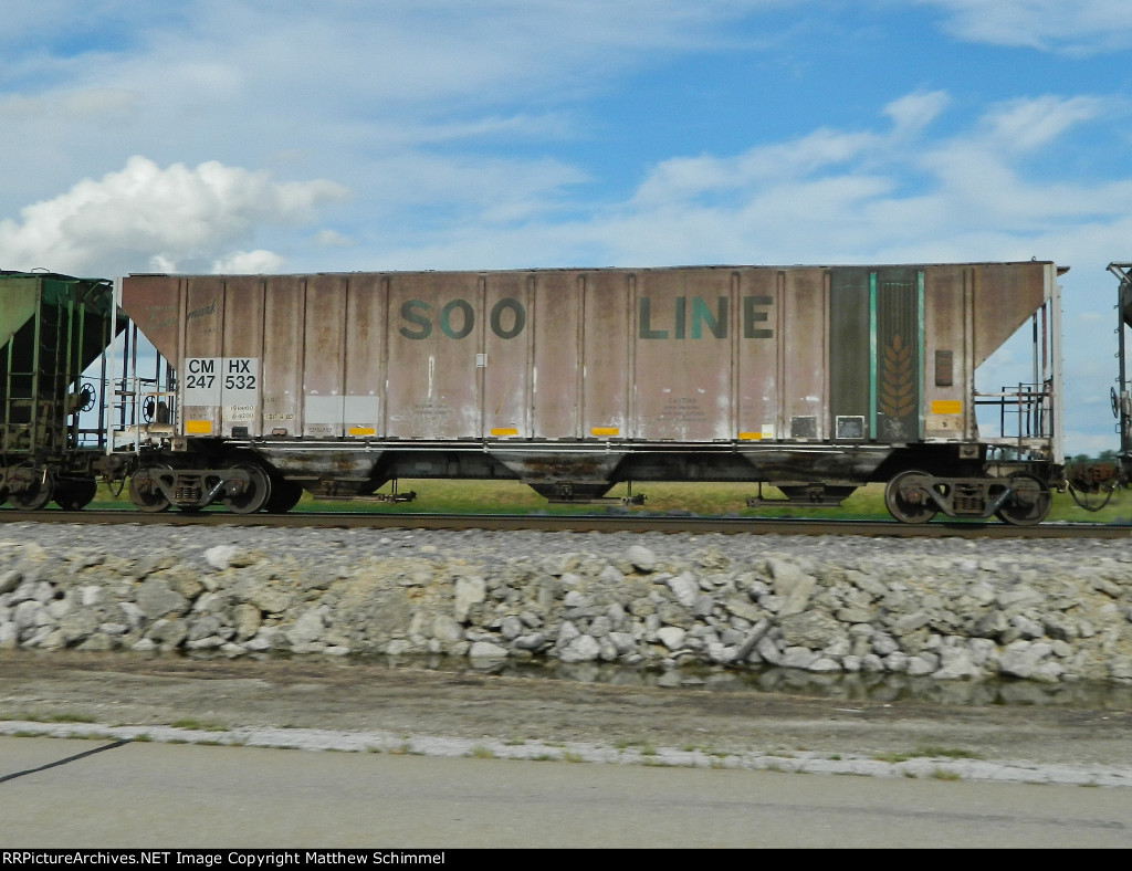 Ex-Soo Line Covered Hopper